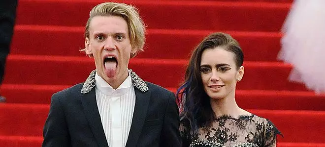 Lily Collins a Jamie Campbell