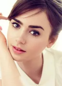 Brows Lily Collins9