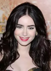 Matamata lily collins4