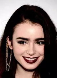 Jereo Lily Collins7