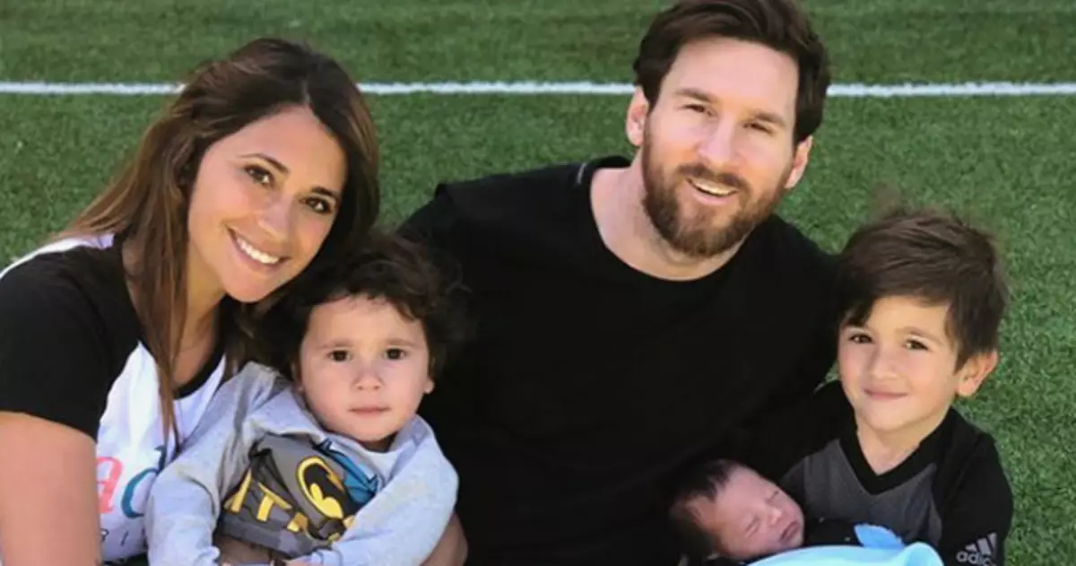 Lionel Messi ha presentato i fan del suo terzo figlio