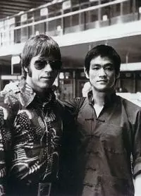 Chuck Norris mit Freund Bruce Lee