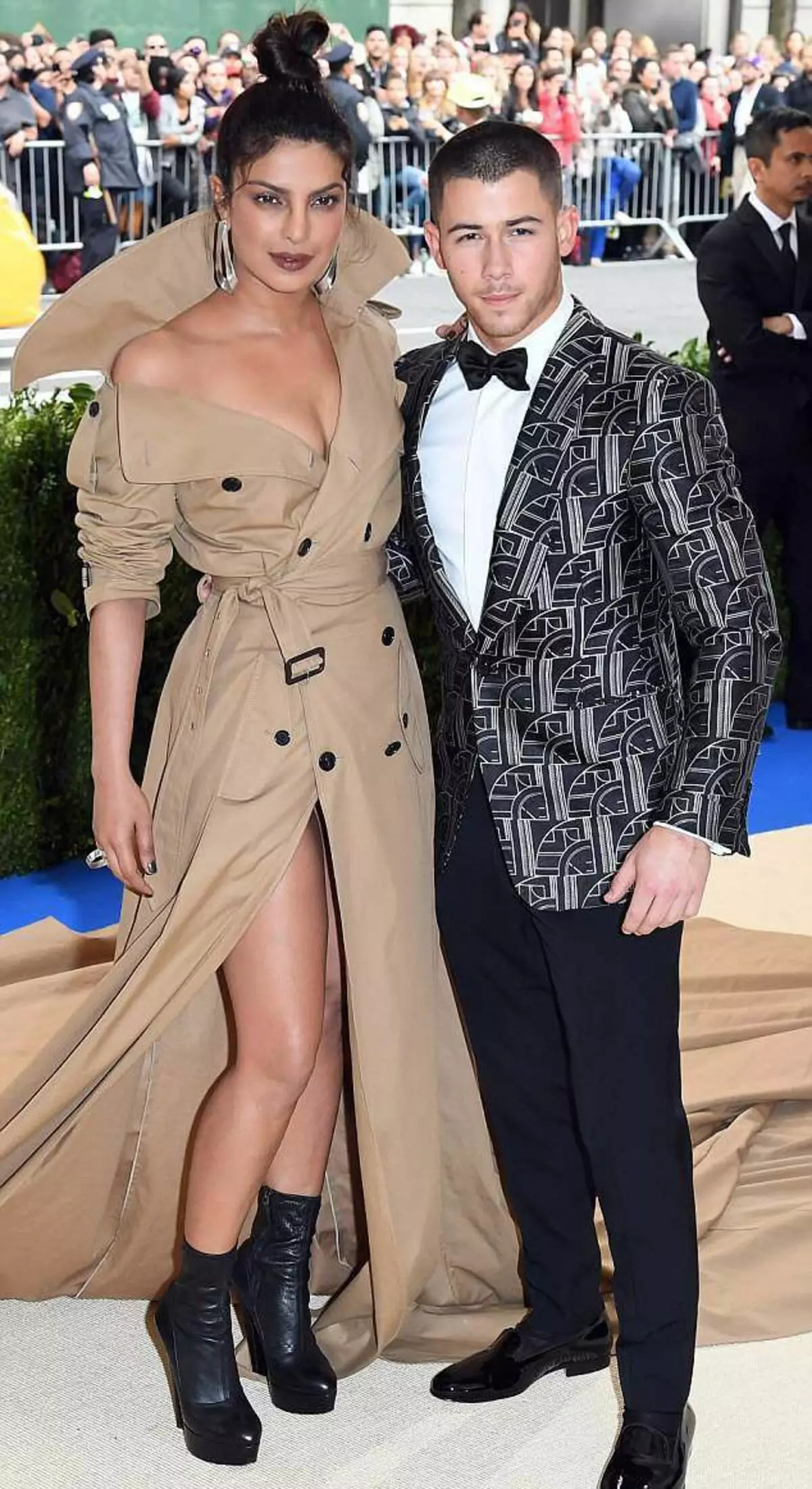 Chopra og Jónas árið 2017 á Met Gala í New York