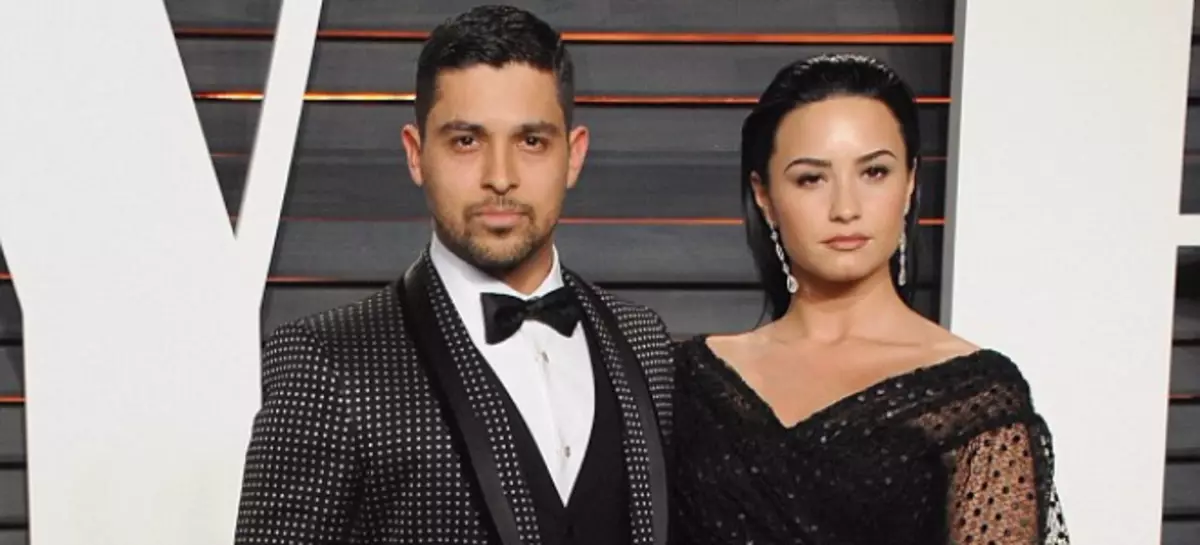 Demi Lovato eta Wilmer Valderram ez dira bikote bat