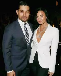 Demi Lovato eta Wilmer Walderram elkarrekin ia sei urtez egon ziren