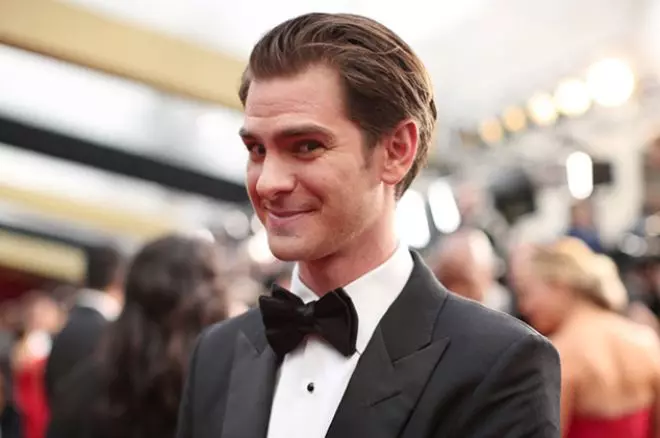 Fanam Andrew Garfield nu înțelege orientarea sa sexuală