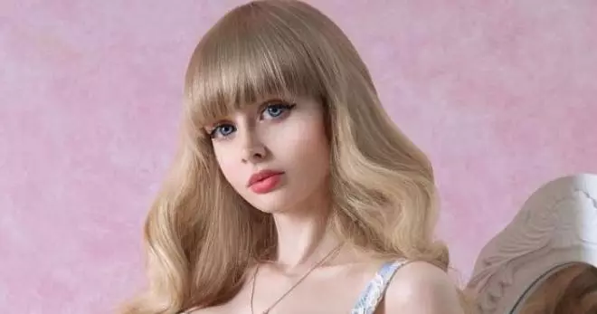 Girls Barbie: Doll Happiness or Real Life?