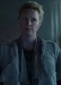 Gwendolin Christie ing film Luwe Film. MockingJay. Bagean 2