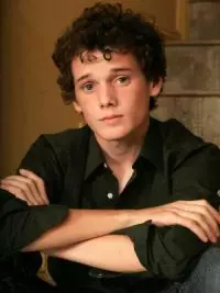 অভিনয় পেশা থেকে Yelchin পাগল ছিল