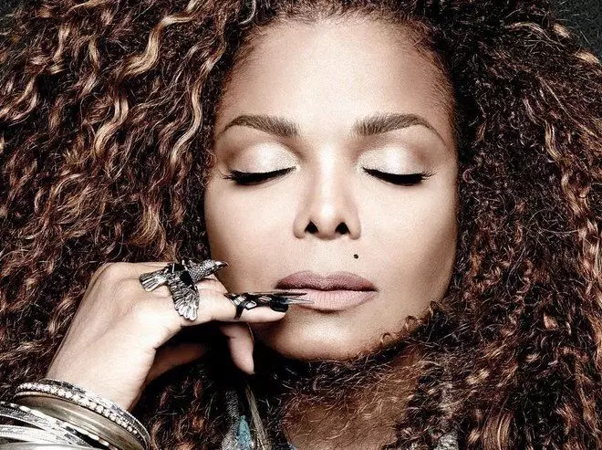 Ex-Spouse Janet Jackson ырчы Урматтуу Белек