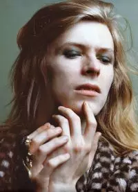 Androgin obraz David Bowie