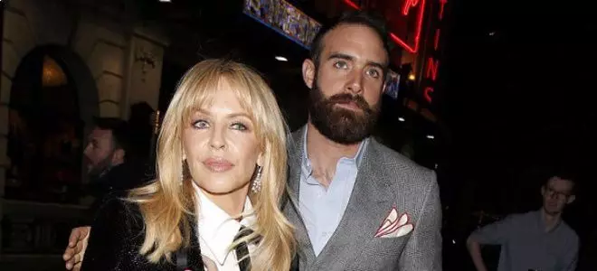 Kylie Minogue avec l'ancien petit ami Joshua Sass