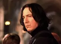 Alan Rickman no papel de Severus Snowda na película sobre Harry Potter