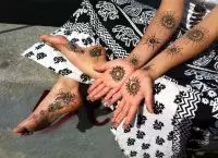 Phone4 ilə Henna Painting