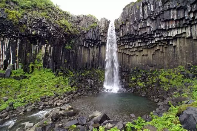 Svaartifoss