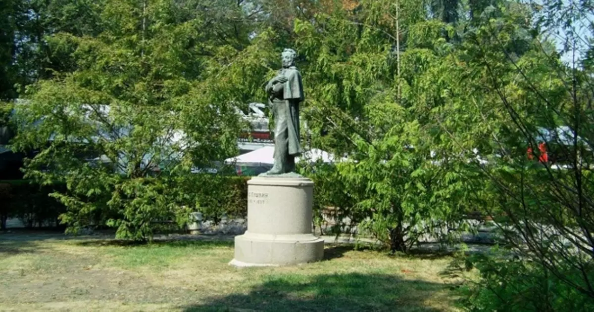 Monument to Pushkin in Burgas