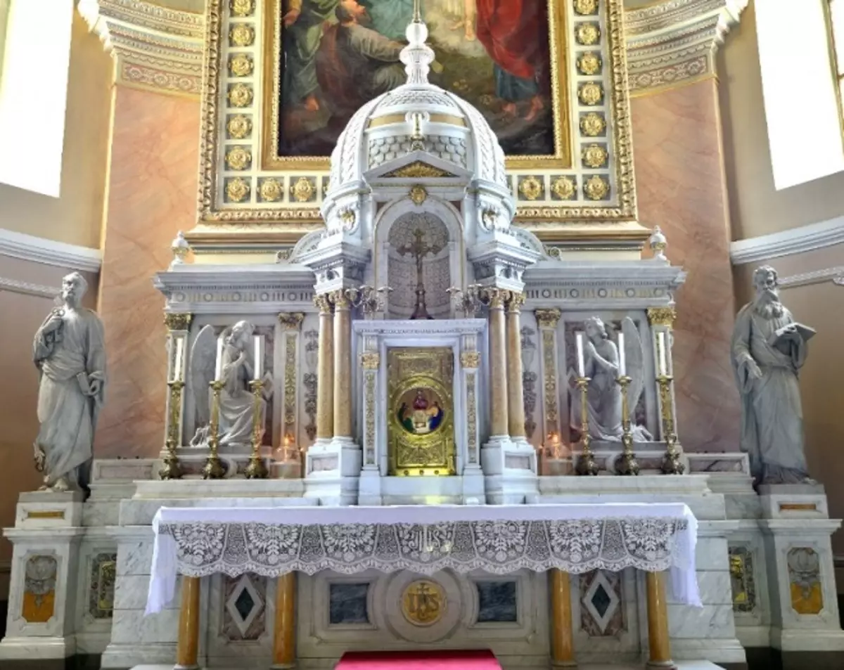 Altar.