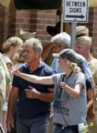 Mel Gibson geskerts oor vaderskap en gepraat oor sy nuwe projek 