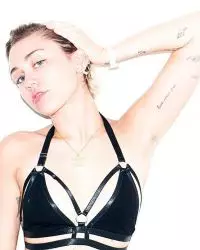 Mae Miley Cyrus yn cymeradwyo tuedd blewog