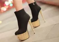 Heels alustalla 3