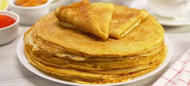 Kumaha gancang sareng leze nyiapkeun pancakes dina susu, cai, kondfir sareng sérum? 6718_11