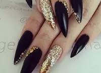 Manicure ndi Gold Scarkles4