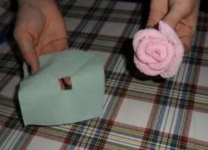 le auala e faia ai se rosa mai le napkin23