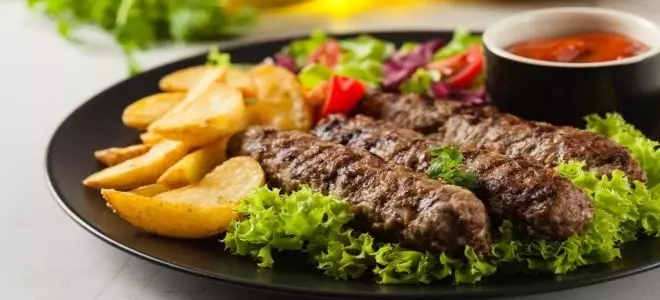 LULLE-KEBAB valmistettu jauheliha mangale - reseptit karitsan, sianlihan, naudanlihan ja kanan 6867_12