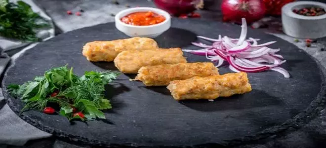 Lulle-Kebab da aka yi da minced nama a mangale - girke-girke daga rago, alade, naman sa da kaza 6867_9