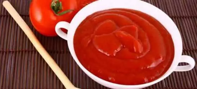 Ketchup ó trátaí le úlla don gheimhreadh - oidis le plumaí, cairéid, piobar agus oinniúin 6908_3