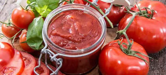 Ketchup from tomatoes with apples for the winter - recipes with plums, carrots, pepper and onions 6908_7