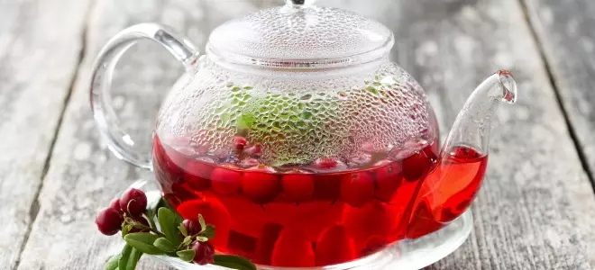 Cranberry na Bahari ya Buckthorn Compote