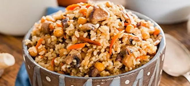 Resep Plov kalayan chickpeas sareng Jampahan