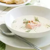 Sopa crema de salmó amb crema