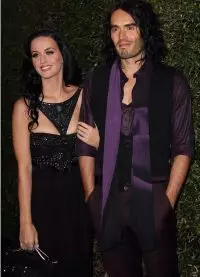 Katy Perry kasama ang kanyang asawa Russell Brand