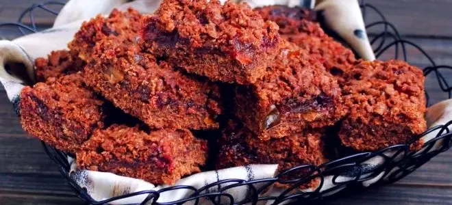 Ang mga cookies nga adunay jam ug grated test - mga resipe sa taman nga delicacy sa Viennese nga adunay cottage cheese ug tsokolate 7457_6