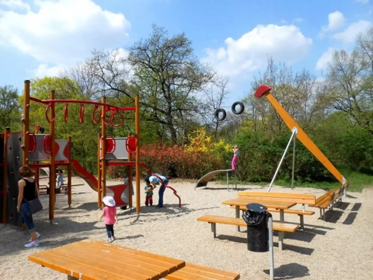 Speelgrond in die park