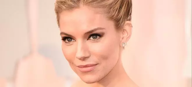 Sienna Miller ni a ka si aami ti ara ni Hollywood