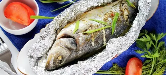 Rezepte für das neue Jahr 2021 - Fleischgerichte, Fisch, Hähnchen mit Mandarinen und Salaten für jeden Geschmack 7706_11