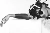 Willow Smith de 15 anos estrelou a campanha de publicidade Chanel