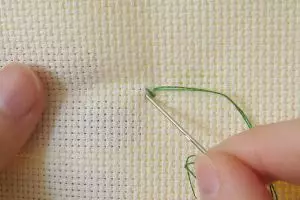 Hvernig á að læra að embroider með kross 12