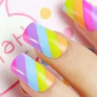 Manicura de verano brillante 2