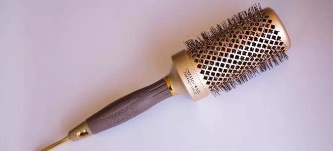 Brasing za lase - kaj je to? Round Hair Styling Comb, Bashing Polaganje 9345_7