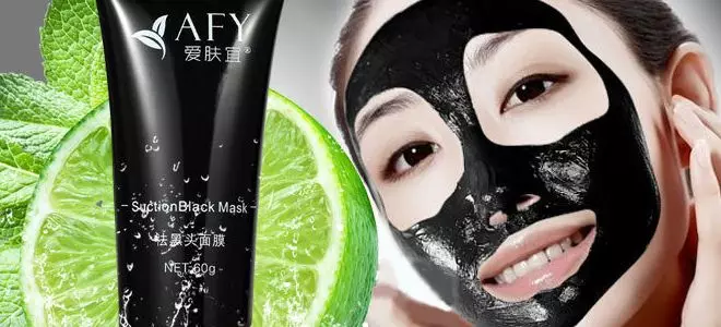 Mask daga dige baƙar fata a gida tare da Carbon, Black Black, Gelatin - Yadda ake yin Mask? 9594_3